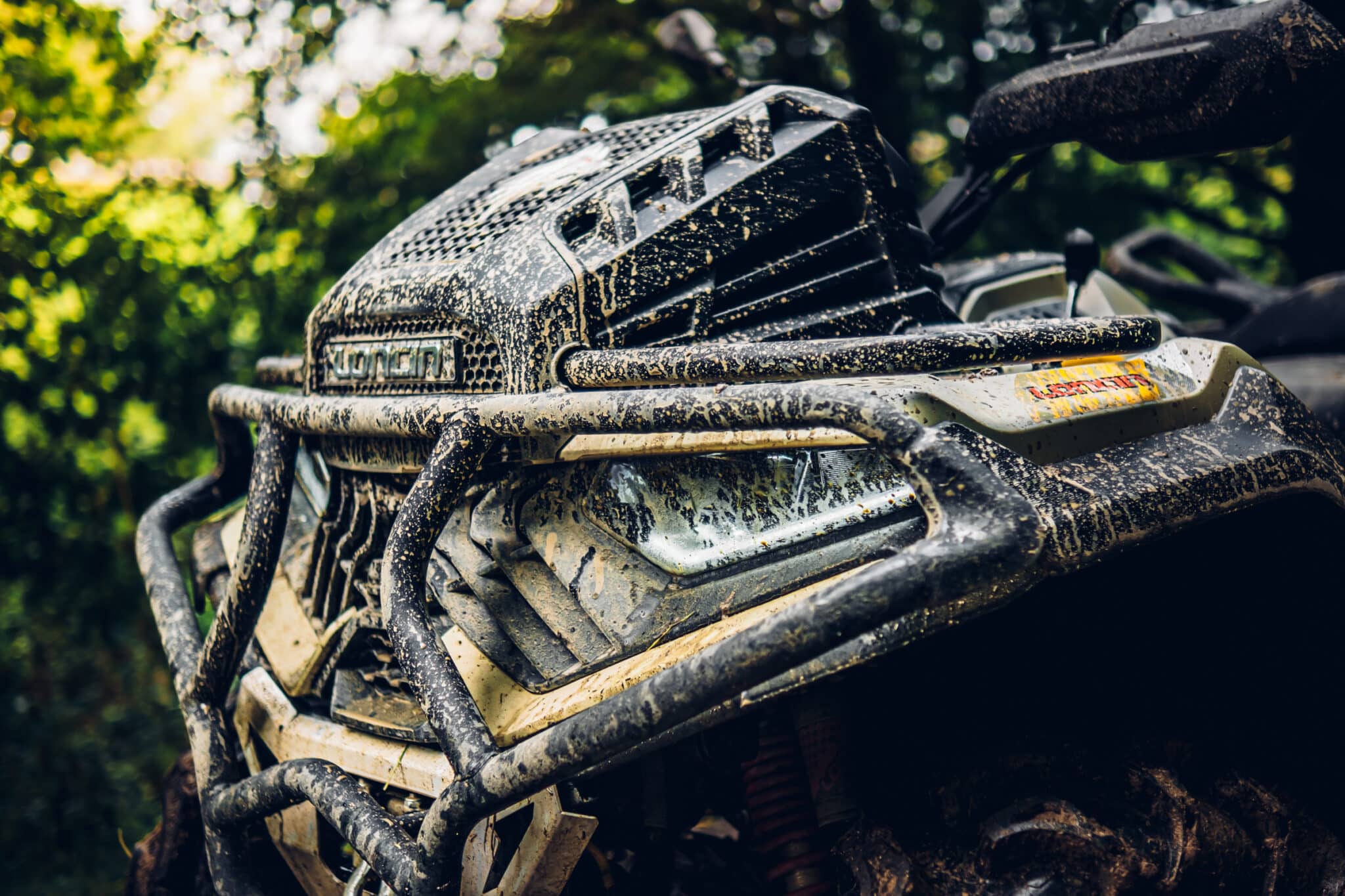 Loncin XWolf 700 MUD Offroad traktorimönkijä vaativaan maastoon